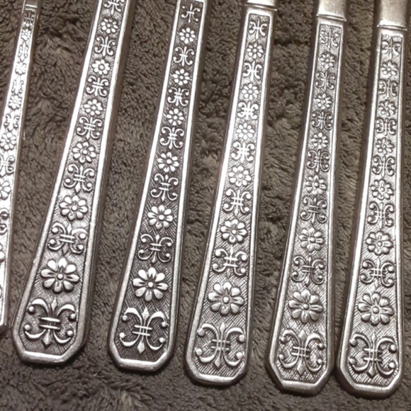 Interpur | Dining | 2 Pc Interpur Florenz Silver Flatware | Poshmark